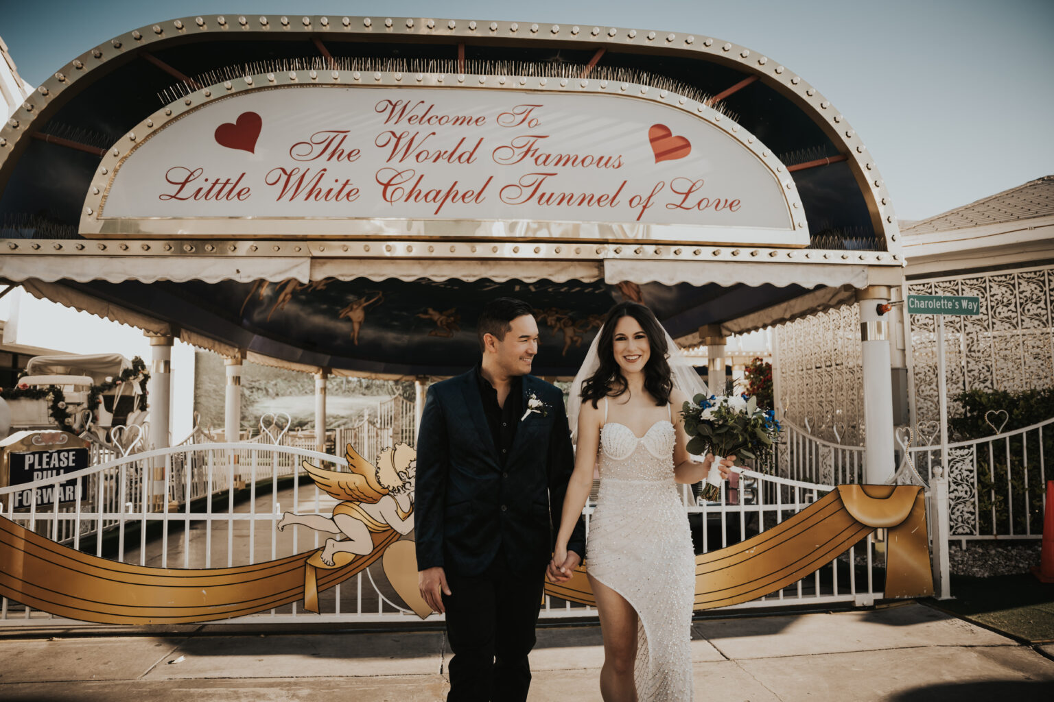 Jenn and Mike: Las Vegas Vow Renewal - Rock N Romance Elopements